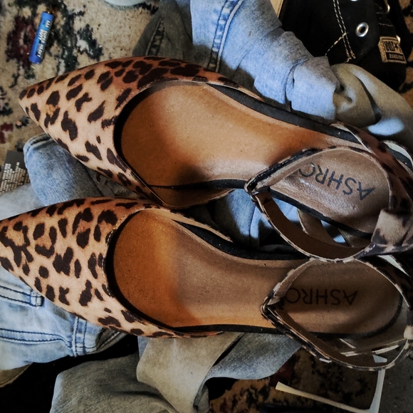 Ashro | Shoes | Ashro Sandals | Poshmark